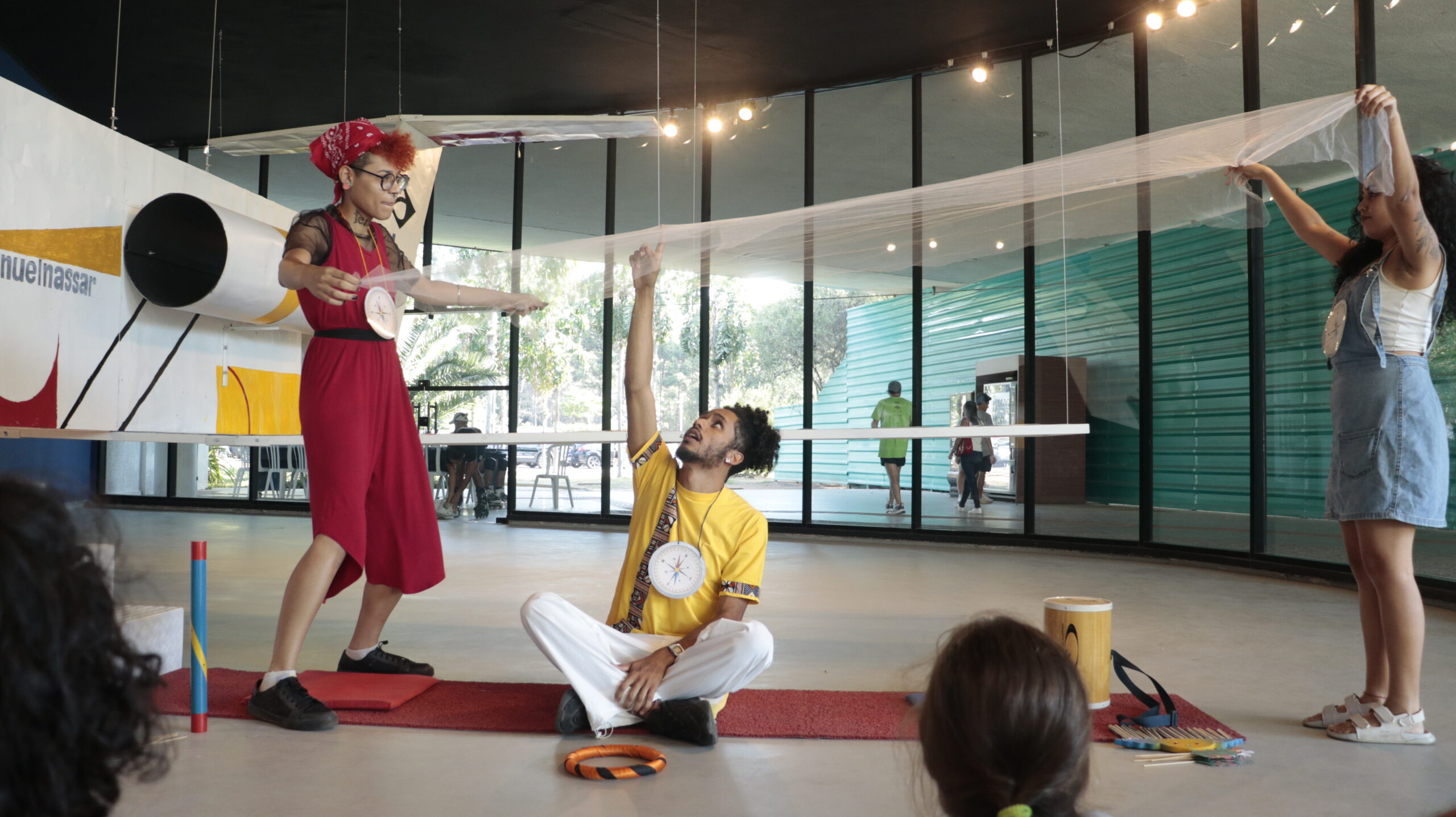 Paisagens férteis, Lataria Espacial: contação de história - MAM